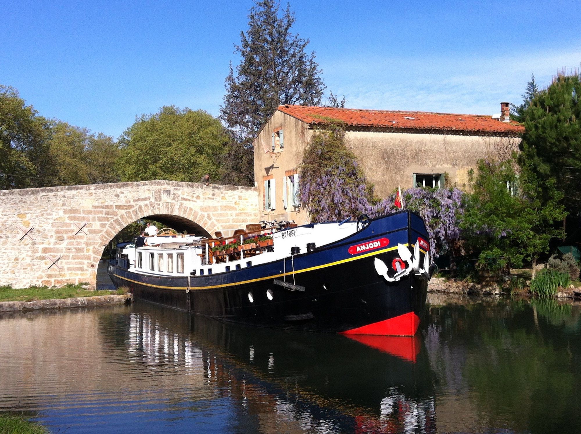 France | Hotel Barge Cruises | Endless Beginnings